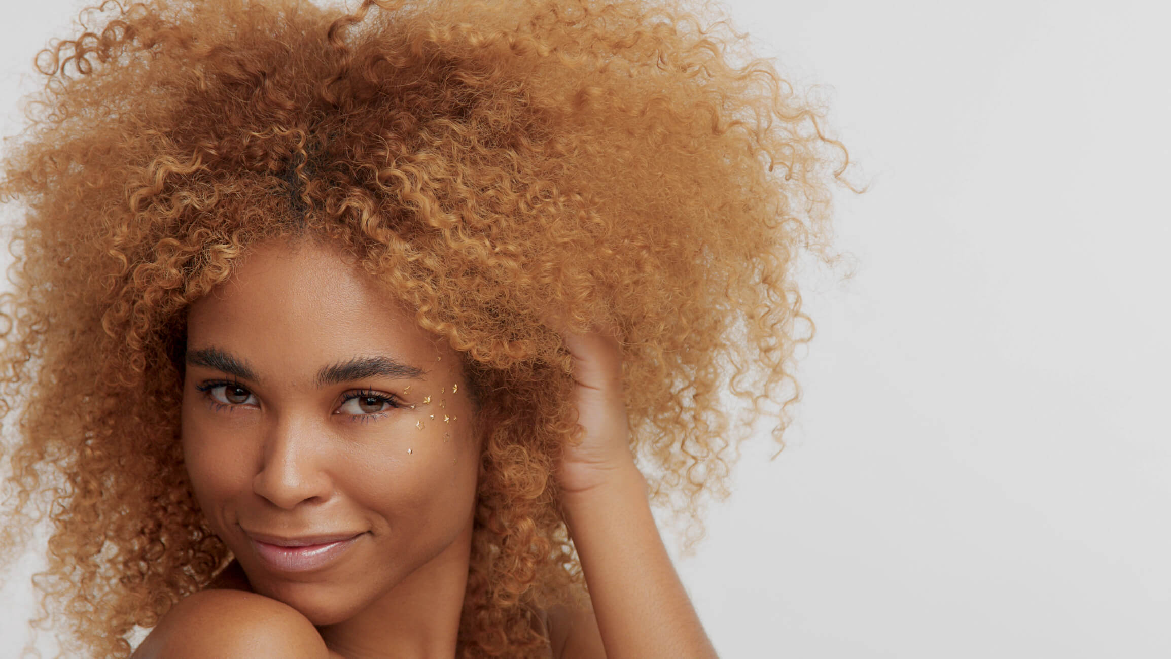 How to Trim Curly Hair - SALONORY Studio