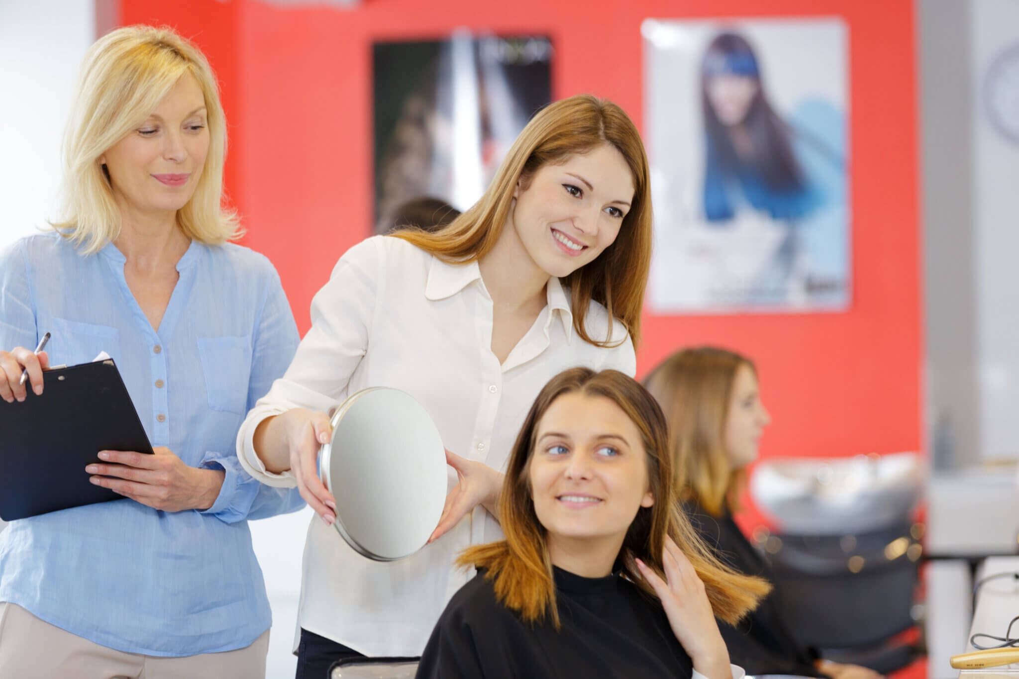 Salon Mentoring 101: How to Have a Successful Salon Mentoring Program - SALONORY Studio